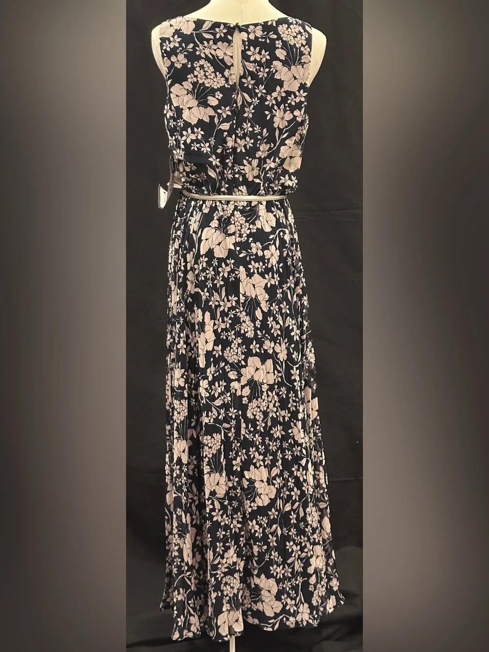 Jessica Howard | Dresses | Jessica Howard Midnight Navyfloral Pleated ...
